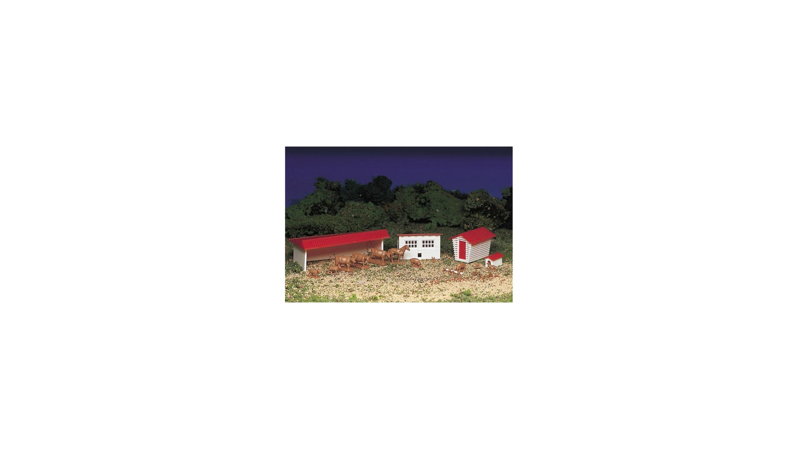 Plasticville Classic Kit - Farm Buildings w/Animals, HO Bach