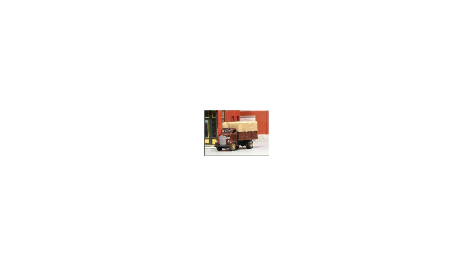 1940-1947 Dodge Cab-Over-Engine COE Stake Truck - Kit -- Und