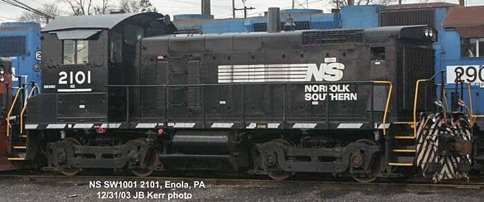 EMD SW1001 - Sound and DCC -- Norfolk Southern 2102 black, w
